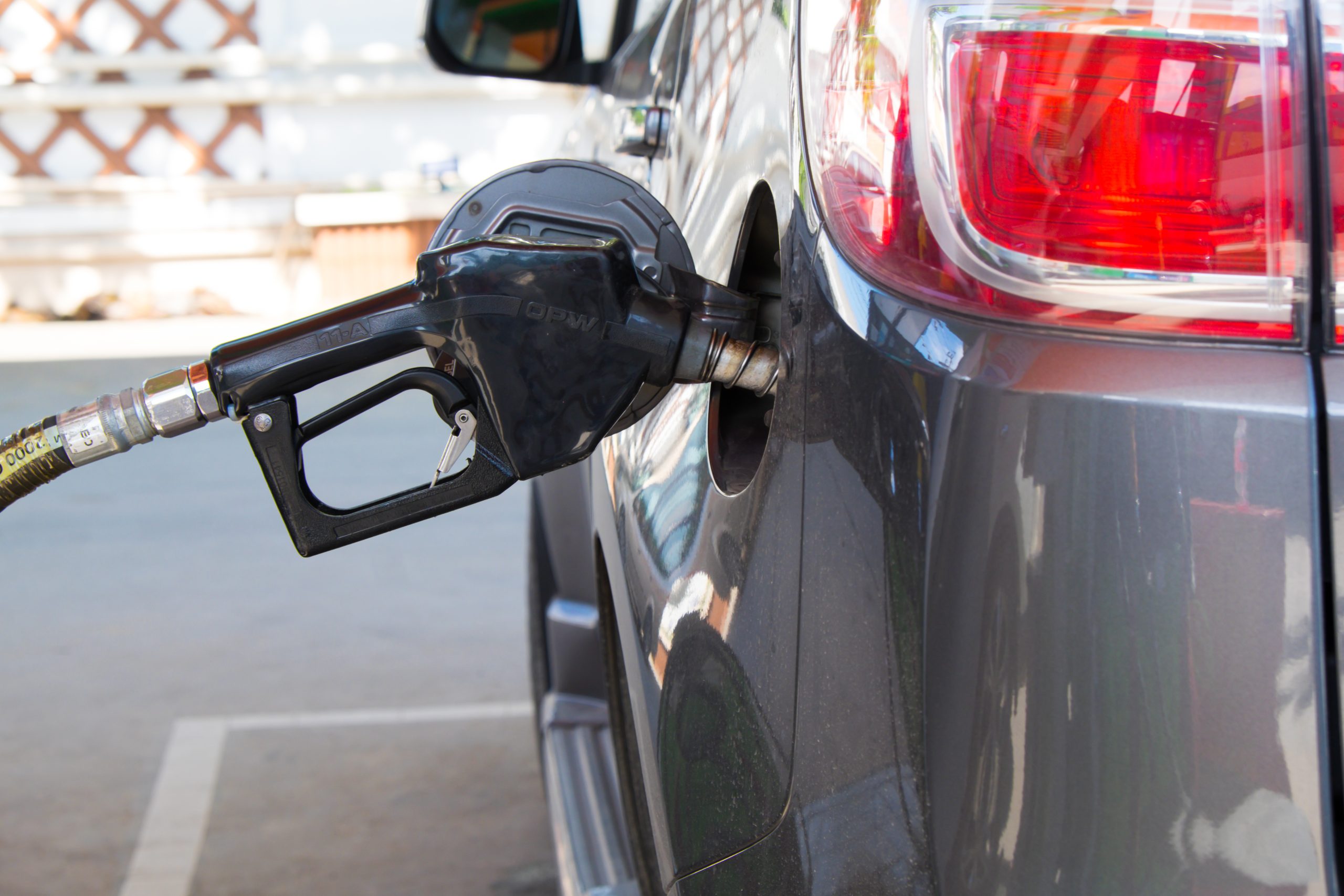 Automakers Gear Up for Flex‑Fuel Era as New CAFE 3 Norms Loom - Maxim ...