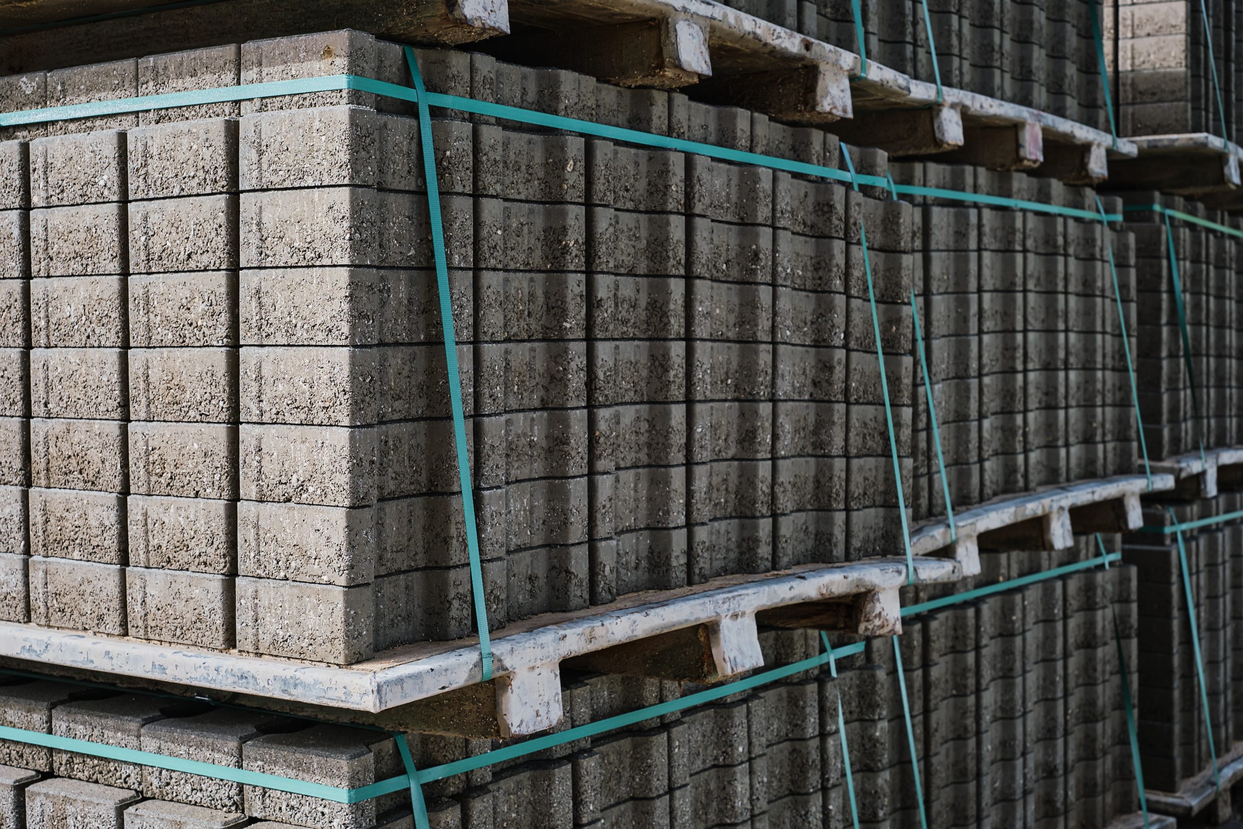Cement Block Manufacturer Posts ₹72.81 Crore Q3FY26 Revenue, Up 28.1% ...